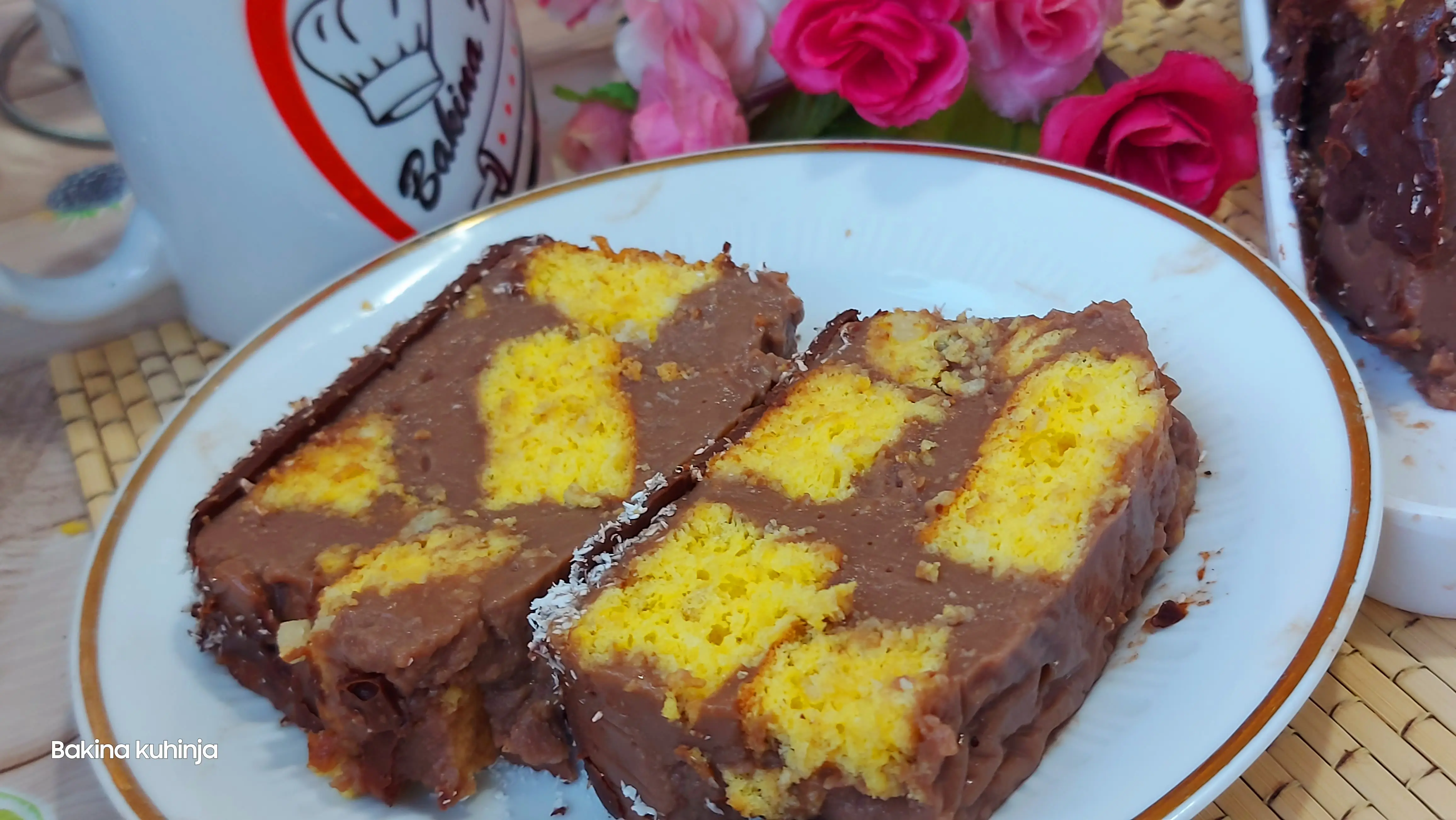 Kocka kolač iz bakine kuhinje: Savršeni spoj biskvita i čokolade